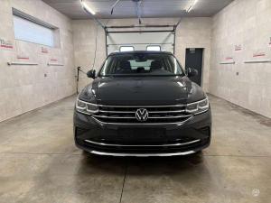 Grey Volkswagen Tiguan 2023 in Marijampole, with an engine capacity of 1.50 L and mileage of 90 thousand km for 26015 €, photo 3 on AUTOMOTO.COM.LV