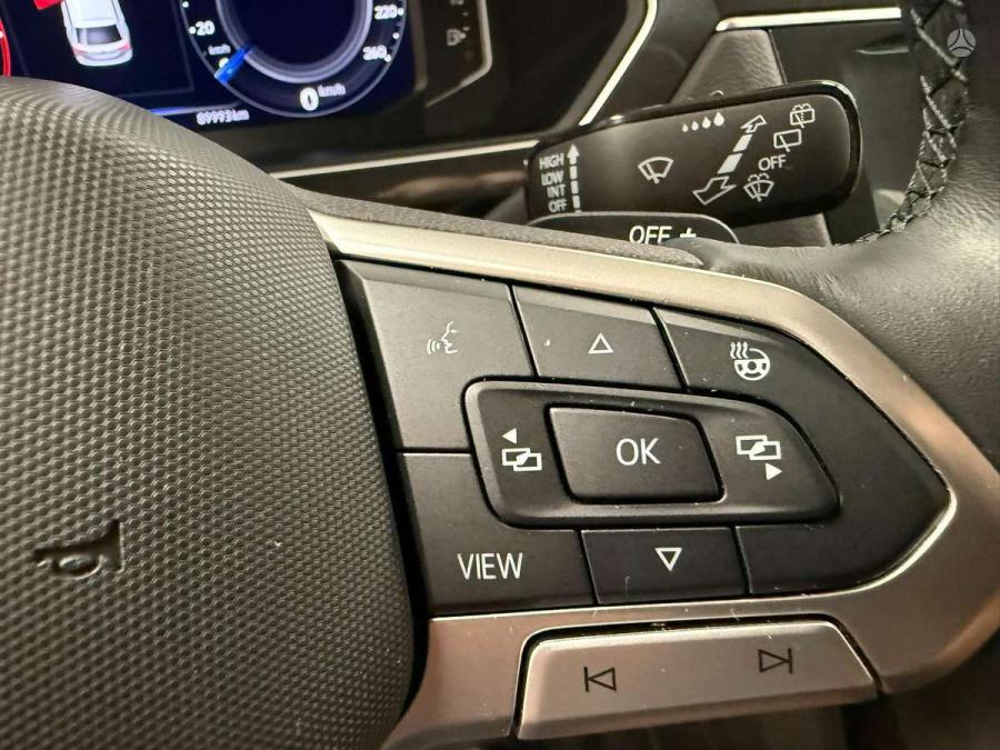 Grey Volkswagen Tiguan 2023 in Marijampole, with an engine capacity of 1.50 L and mileage of 90 thousand km for 26015 €, photo 14 on AUTOMOTO.COM.LV