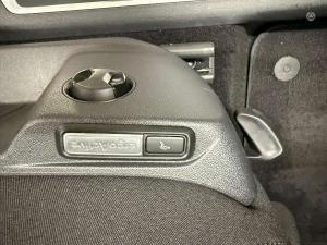 Grey Volkswagen Tiguan 2023 in Marijampole, with an engine capacity of 1.50 L and mileage of 90 thousand km for 26015 €, photo 22 on AUTOMOTO.COM.LV