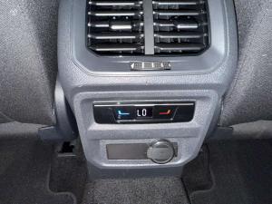 Grey Volkswagen Tiguan 2023 in Marijampole, with an engine capacity of 1.50 L and mileage of 90 thousand km for 26015 €, photo 23 on AUTOMOTO.COM.LV