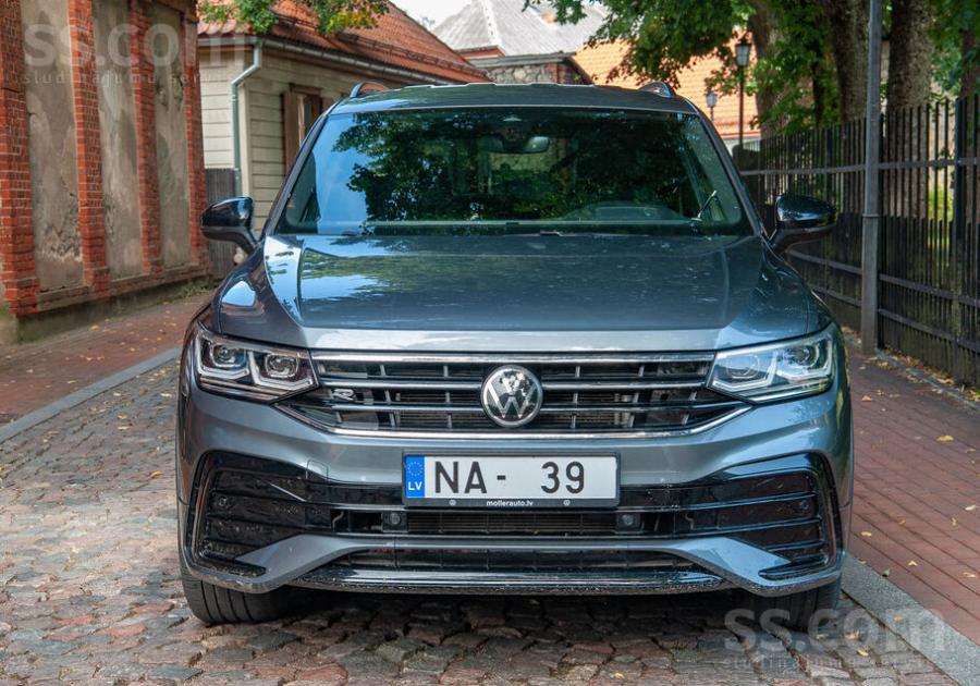 Серый Фольксваген Тигуан 2023 в Рига, объемом двигателя 2.00 л и пробегом 59 тыс. км за 32500 €, фото 1 на AUTOMOTO.COM.LV