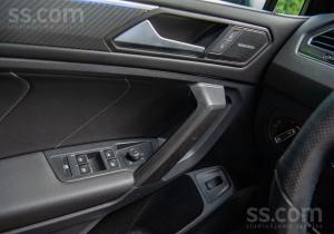 Серый Фольксваген Тигуан 2023 в Рига, объемом двигателя 2.00 л и пробегом 59 тыс. км за 32500 €, фото 22 на AUTOMOTO.COM.LV