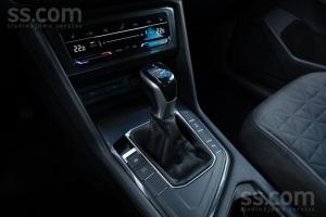Pelēks Volkswagen Tiguan 2023 Rīga, ar dzinēja tilpumu 1.50 L un nobraukumu 176 tūkst. km par 18950 €, foto 15 vietnē AUTOMOTO.COM.LV