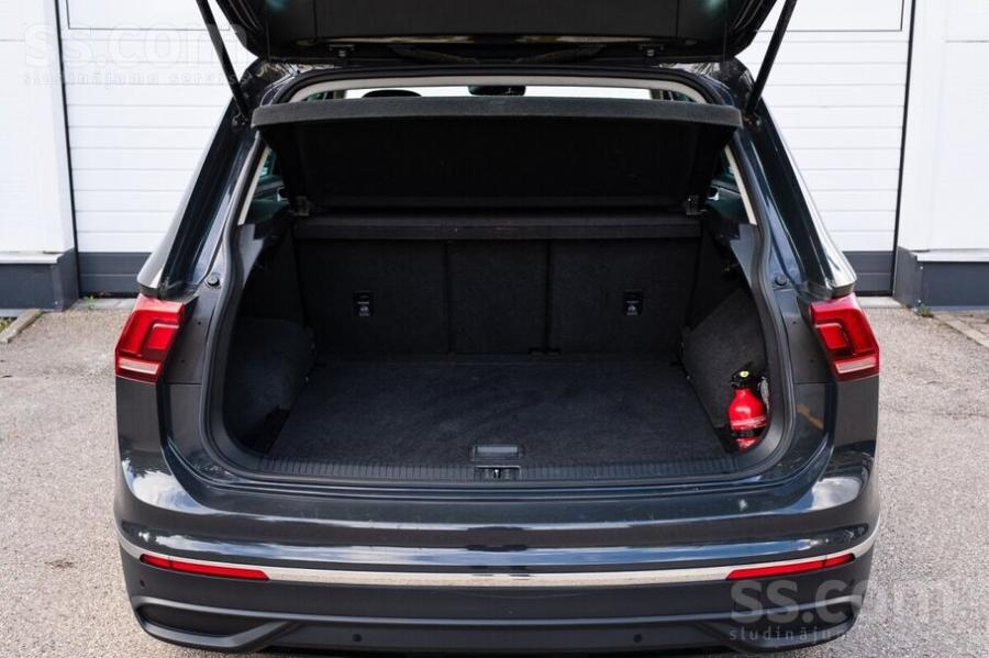 Pelēks Volkswagen Tiguan 2023 Rīga, ar dzinēja tilpumu 1.50 L un nobraukumu 176 tūkst. km par 18950 €, foto 16 vietnē AUTOMOTO.COM.LV
