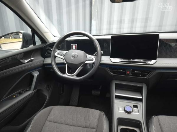 Pelēks Volkswagen Tiguan 2024 Viļņa, ar dzinēja tilpumu 1.50 L un nobraukumu 40 tūkst. km par 28500 €, foto 6 vietnē AUTOMOTO.COM.LV