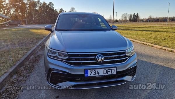 Pelēks Volkswagen Tiguan 2024 Tallina, ar dzinēja tilpumu 2.00 L un nobraukumu 122 tūkst. km par 34000 €, foto 4 vietnē AUTOMOTO.COM.LV