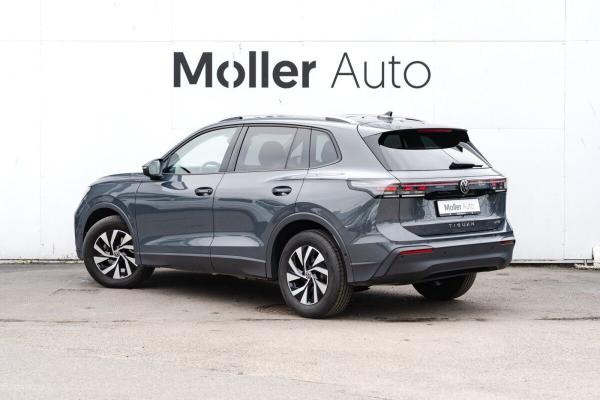 Grey Volkswagen Tiguan 2024 in Riga, with an engine capacity of 1.50 L and mileage of 66 thousand km for 30950 €, photo 3 on AUTOMOTO.COM.LV