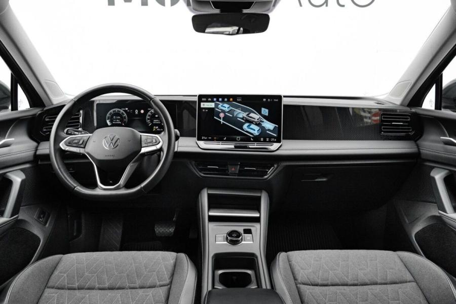 Pelēks Volkswagen Tiguan 2024 Rīga, ar dzinēja tilpumu 1.50 L un nobraukumu 66 tūkst. km par 30950 €, foto 7 vietnē AUTOMOTO.COM.LV