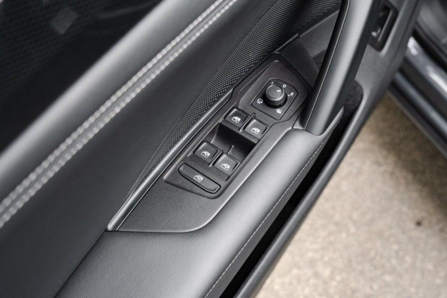 Pelēks Volkswagen Tiguan 2024 Rīga, ar dzinēja tilpumu 1.50 L un nobraukumu 66 tūkst. km par 30950 €, foto 16 vietnē AUTOMOTO.COM.LV