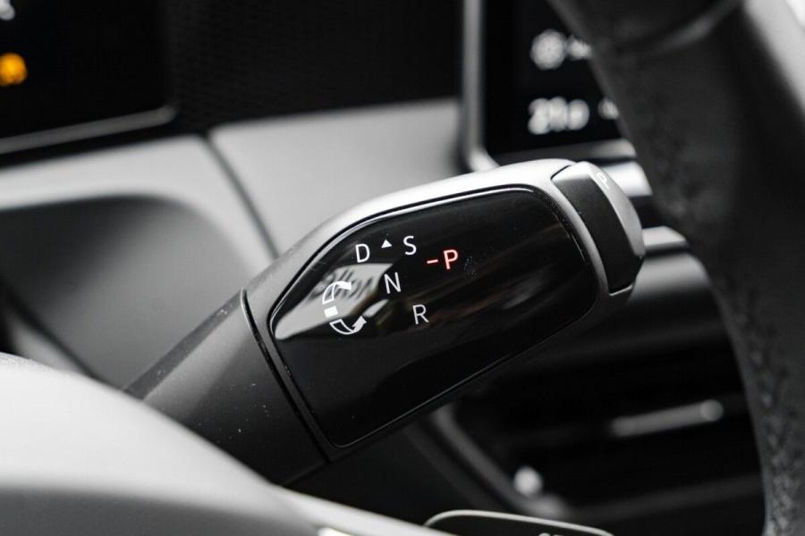 Pelēks Volkswagen Tiguan 2024 Rīga, ar dzinēja tilpumu 1.50 L un nobraukumu 66 tūkst. km par 30950 €, foto 18 vietnē AUTOMOTO.COM.LV