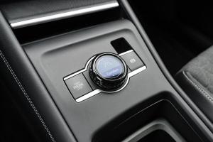 Pelēks Volkswagen Tiguan 2024 Rīga, ar dzinēja tilpumu 1.50 L un nobraukumu 66 tūkst. km par 30950 €, foto 20 vietnē AUTOMOTO.COM.LV