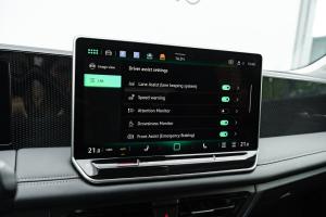 Pelēks Volkswagen Tiguan 2024 Rīga, ar dzinēja tilpumu 1.50 L un nobraukumu 66 tūkst. km par 30950 €, foto 25 vietnē AUTOMOTO.COM.LV