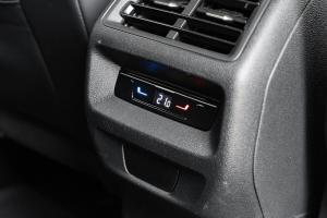 Pelēks Volkswagen Tiguan 2024 Rīga, ar dzinēja tilpumu 1.50 L un nobraukumu 66 tūkst. km par 30950 €, foto 32 vietnē AUTOMOTO.COM.LV