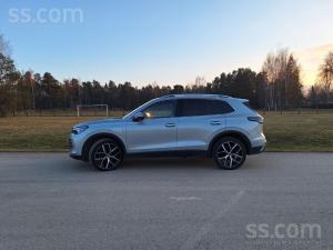 Pelēks Volkswagen Tiguan 2024 Ogre, ar dzinēja tilpumu 1.50 L un nobraukumu 18 tūkst. km par 37900 €, foto 27 vietnē AUTOMOTO.COM.LV