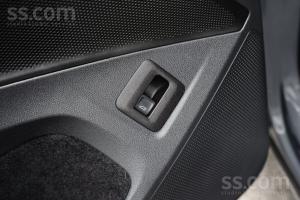 Grey Volkswagen Tiguan 2024 in Riga, with an engine capacity of 1.50 L and mileage of 26 thousand km for 31900 €, photo 12 on AUTOMOTO.COM.LV