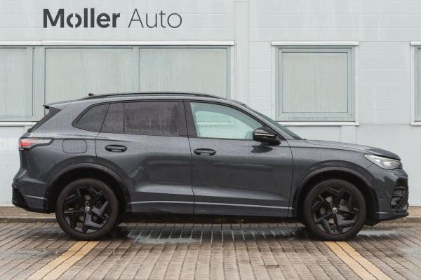 Pelēks Volkswagen Tiguan 2024 Ventspils, ar dzinēja tilpumu 1.50 L un nobraukumu 49 tūkst. km par 35300 €, foto 6 vietnē AUTOMOTO.COM.LV