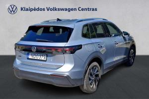 Grey Volkswagen Tiguan 2024 in Klaipeda, with an engine capacity of 1.50 L and mileage of 25 thousand km for 32500 €, photo 7 on AUTOMOTO.COM.LV