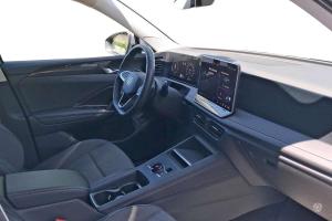 Grey Volkswagen Tiguan 2024 in Klaipeda, with an engine capacity of 1.50 L and mileage of 25 thousand km for 32500 €, photo 9 on AUTOMOTO.COM.LV