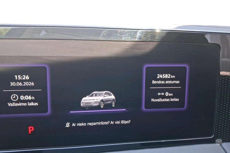 Grey Volkswagen Tiguan 2024 in Klaipeda, with an engine capacity of 1.50 L and mileage of 25 thousand km for 32500 €, photo 13 on AUTOMOTO.COM.LV