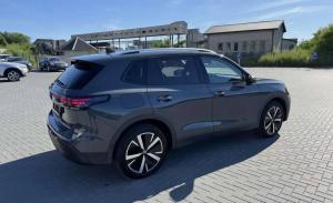 Grey Volkswagen Tiguan 2024 in Telschi, with an engine capacity of 2.00 L and mileage of 80 thousand km for 34490 €, photo 11 on AUTOMOTO.COM.LV