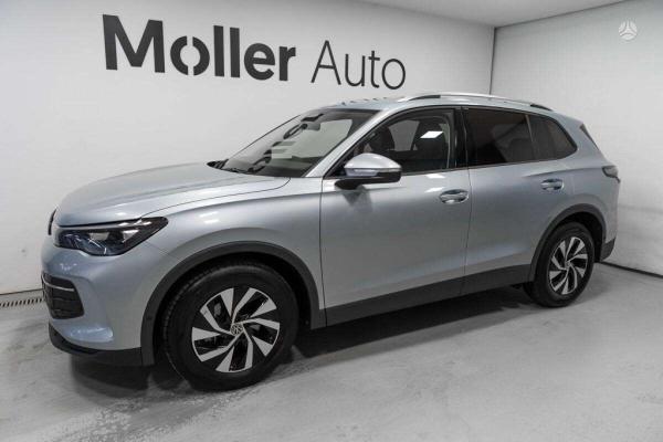 Grey Volkswagen Tiguan 2024 in Vilnius, with an engine capacity of 1.50 L and mileage of 10 thousand km for 30500 €, photo 2 on AUTOMOTO.COM.LV