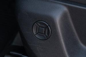 Grey Volkswagen Tiguan 2024 in Riga, with an engine capacity of 1.50 L and mileage of 66 thousand km for 29900 €, photo 15 on AUTOMOTO.COM.LV