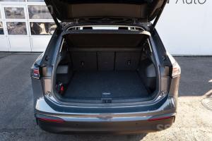 Grey Volkswagen Tiguan 2024 in Riga, with an engine capacity of 1.50 L and mileage of 66 thousand km for 29900 €, photo 9 on AUTOMOTO.COM.LV