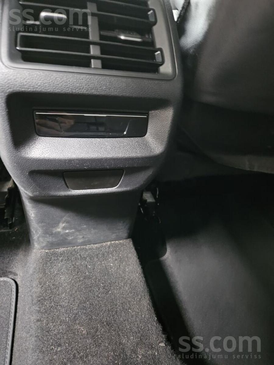 Pelēks Volkswagen Tiguan 2024 Rīga, ar dzinēja tilpumu 2.00 L un nobraukumu 70 tūkst. km par 32000 €, foto 9 vietnē AUTOMOTO.COM.LV