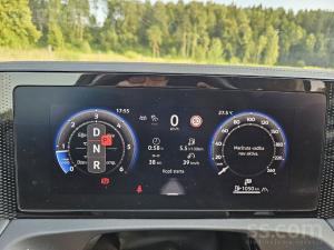Pelēks Volkswagen Tiguan 2024 Rīga, ar dzinēja tilpumu 2.00 L un nobraukumu 70 tūkst. km par 32000 €, foto 11 vietnē AUTOMOTO.COM.LV