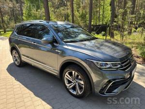 Pelēks Volkswagen Tiguan 2024 Cēsis, ar dzinēja tilpumu 2.00 L un nobraukumu 62 tūkst. km par 34800 €, foto  vietnē AUTOMOTO.COM.LV