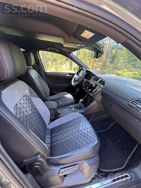 Pelēks Volkswagen Tiguan 2024 Cēsis, ar dzinēja tilpumu 2.00 L un nobraukumu 62 tūkst. km par 34800 €, foto 2 vietnē AUTOMOTO.COM.LV