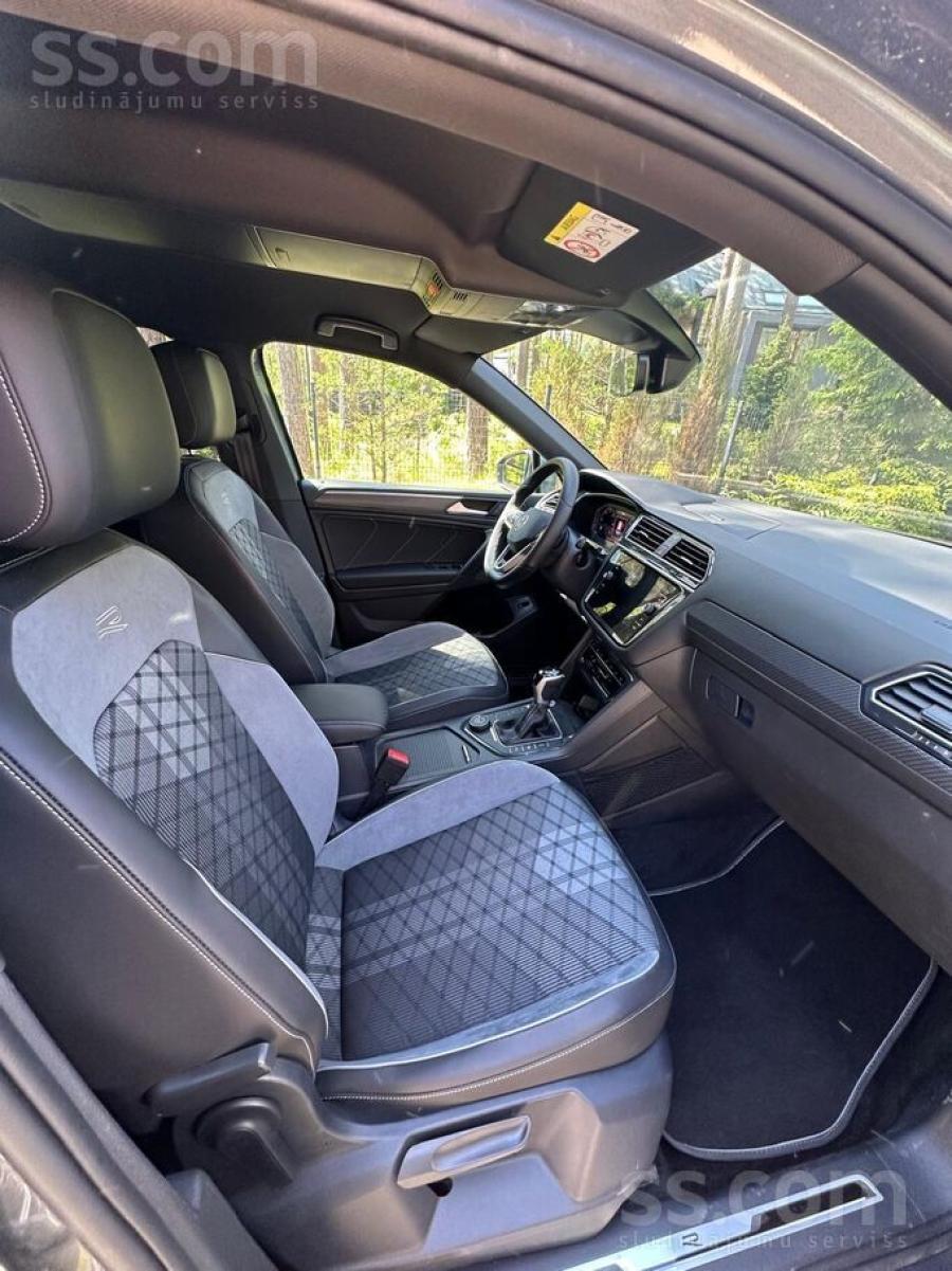 Pelēks Volkswagen Tiguan 2024 Cēsis, ar dzinēja tilpumu 2.00 L un nobraukumu 62 tūkst. km par 34800 €, foto 3 vietnē AUTOMOTO.COM.LV
