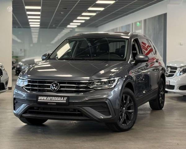 Grey Volkswagen Tiguan 2024 in Klaipeda, with an engine capacity of 1.98 L and mileage of 8 thousand km for 24500 €, photo 1 on AUTOMOTO.COM.LV