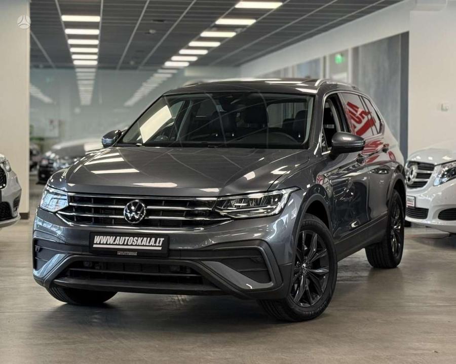 Pelēks Volkswagen Tiguan 2024 Klaipėda, ar dzinēja tilpumu 1.98 L un nobraukumu 8 tūkst. km par 24500 €, foto 1 vietnē AUTOMOTO.COM.LV