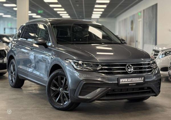Grey Volkswagen Tiguan 2024 in Klaipeda, with an engine capacity of 1.98 L and mileage of 8 thousand km for 24500 €, photo 4 on AUTOMOTO.COM.LV