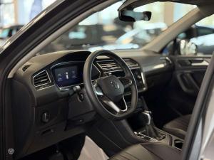 Pelēks Volkswagen Tiguan 2024 Klaipėda, ar dzinēja tilpumu 1.98 L un nobraukumu 8 tūkst. km par 24500 €, foto 8 vietnē AUTOMOTO.COM.LV