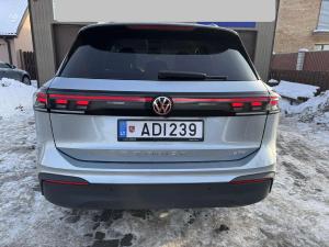 Grey Volkswagen Tiguan 2025 in Kaunas, with an engine capacity of 1.50 L and mileage of 965 thousand km for 23700 €, photo 9 on AUTOMOTO.COM.LV