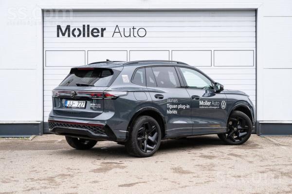 Pelēks Volkswagen Tiguan 2025 Rīga, ar dzinēja tilpumu 1.40 L un nobraukumu 22 tūkst. km par 46660 €, foto 4 vietnē AUTOMOTO.COM.LV