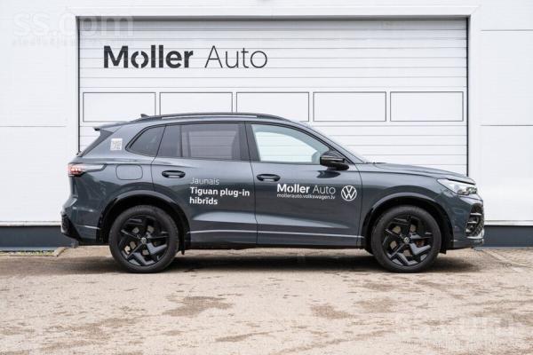 Pelēks Volkswagen Tiguan 2025 Rīga, ar dzinēja tilpumu 1.40 L un nobraukumu 22 tūkst. km par 46660 €, foto 5 vietnē AUTOMOTO.COM.LV