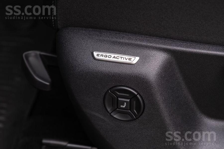 Grey Volkswagen Tiguan 2025 in Riga, with an engine capacity of 1.40 L and mileage of 22 thousand km for 46660 €, photo 22 on AUTOMOTO.COM.LV