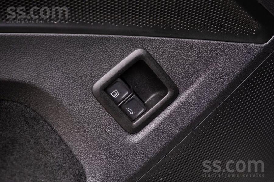 Grey Volkswagen Tiguan 2025 in Riga, with an engine capacity of 1.40 L and mileage of 22 thousand km for 46660 €, photo 24 on AUTOMOTO.COM.LV