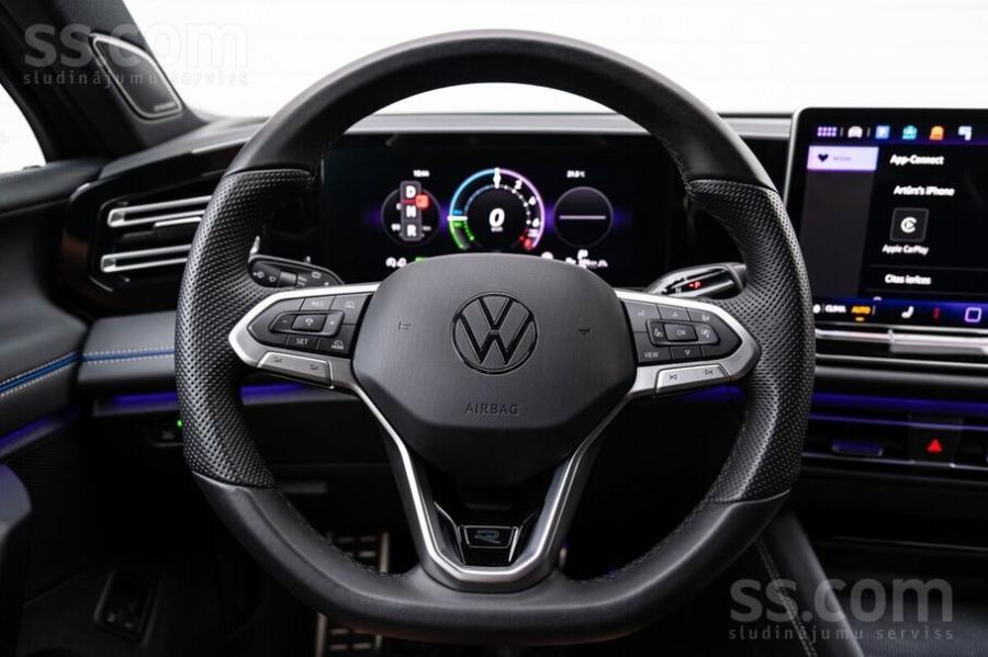 Grey Volkswagen Tiguan 2025 in Riga, with an engine capacity of 1.40 L and mileage of 22 thousand km for 46660 €, photo 29 on AUTOMOTO.COM.LV