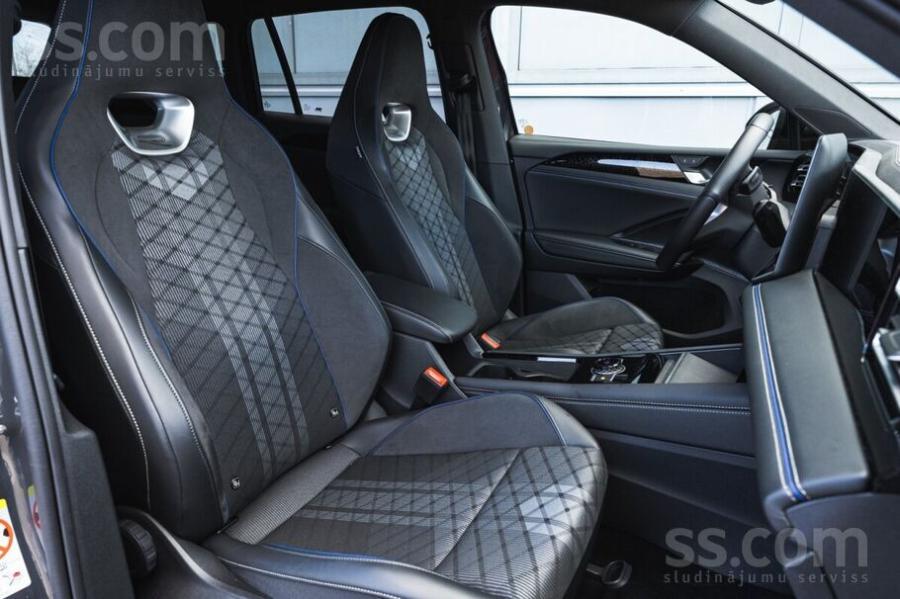 Pelēks Volkswagen Tiguan 2025 Ventspils, ar dzinēja tilpumu 1.50 L un nobraukumu 16 tūkst. km par 47500 €, foto 16 vietnē AUTOMOTO.COM.LV