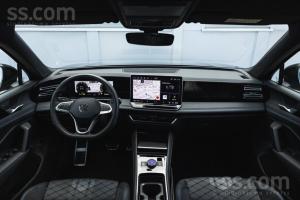 Pelēks Volkswagen Tiguan 2025 Ventspils, ar dzinēja tilpumu 1.50 L un nobraukumu 16 tūkst. km par 47500 €, foto 17 vietnē AUTOMOTO.COM.LV