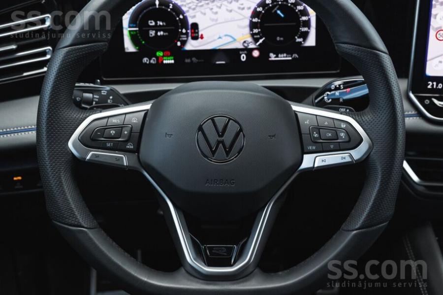 Pelēks Volkswagen Tiguan 2025 Ventspils, ar dzinēja tilpumu 1.50 L un nobraukumu 16 tūkst. km par 47500 €, foto 19 vietnē AUTOMOTO.COM.LV