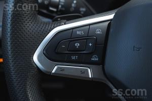 Pelēks Volkswagen Tiguan 2025 Ventspils, ar dzinēja tilpumu 1.50 L un nobraukumu 16 tūkst. km par 47500 €, foto 20 vietnē AUTOMOTO.COM.LV