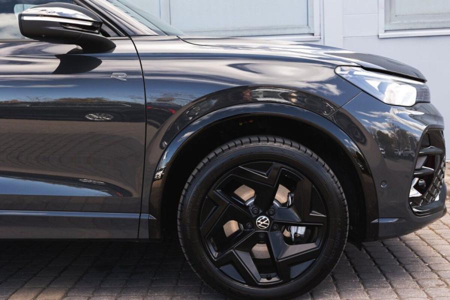 Pelēks Volkswagen Tiguan 2025 Ventspils, ar dzinēja tilpumu 1.50 L un nobraukumu 16 tūkst. km par 47500 €, foto 10 vietnē AUTOMOTO.COM.LV