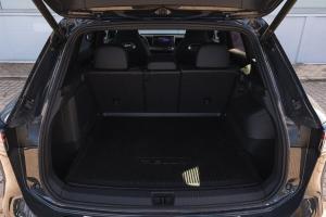 Pelēks Volkswagen Tiguan 2025 Ventspils, ar dzinēja tilpumu 1.50 L un nobraukumu 16 tūkst. km par 47500 €, foto 13 vietnē AUTOMOTO.COM.LV