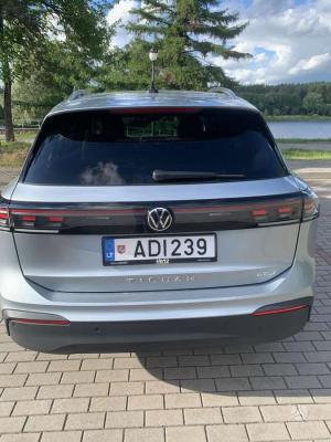 Pelēks Volkswagen Tiguan 2025 Birštonas, ar dzinēja tilpumu 1.50 L un nobraukumu 990 tūkst. km par 34900 €, foto 7 vietnē AUTOMOTO.COM.LV