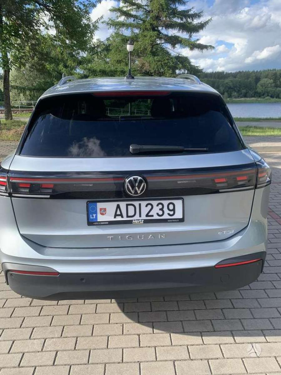 Pelēks Volkswagen Tiguan 2025 Birštonas, ar dzinēja tilpumu 1.50 L un nobraukumu 990 tūkst. km par 34900 €, foto 7 vietnē AUTOMOTO.COM.LV